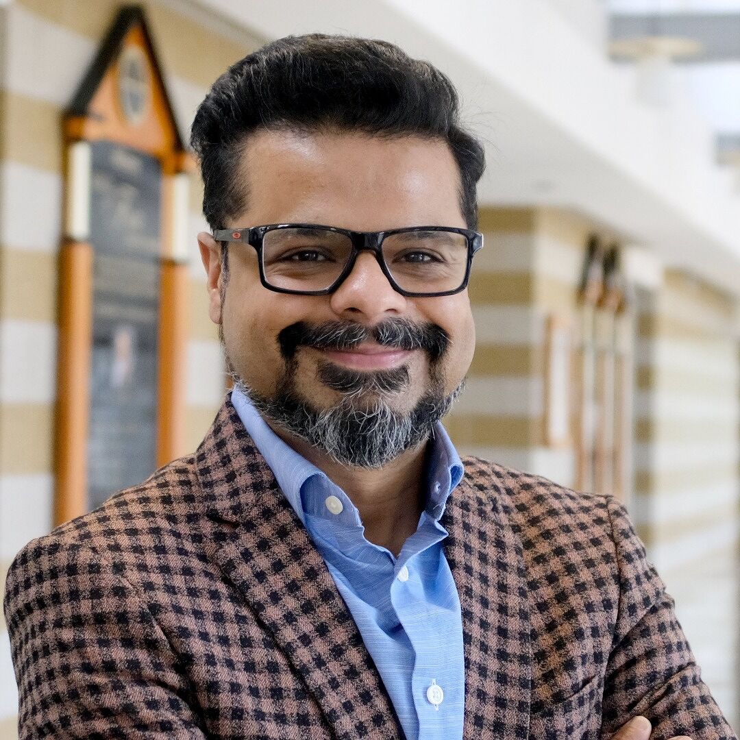 BookView Interview with Author Avi Datta – BookView Review